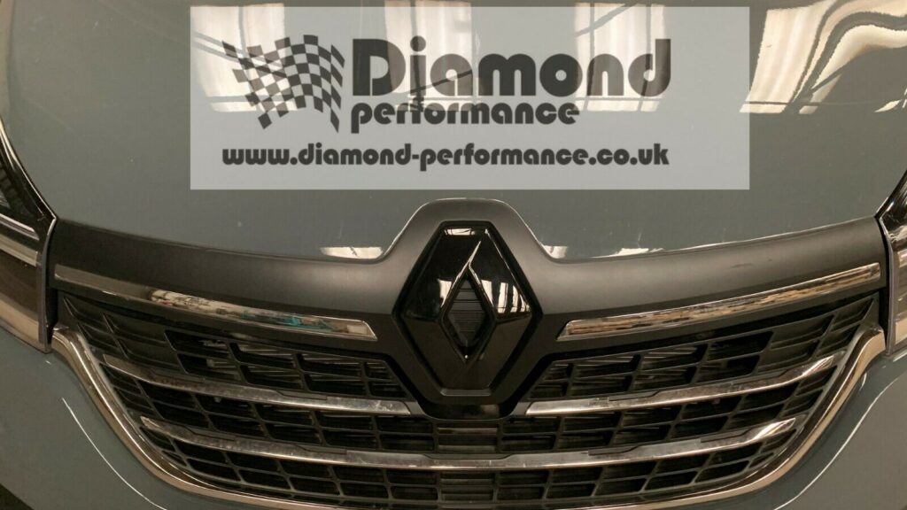 Logo cover for RENAULT TRAFIC 3 Facelift 2020-21 in GLOSS BLACK ...